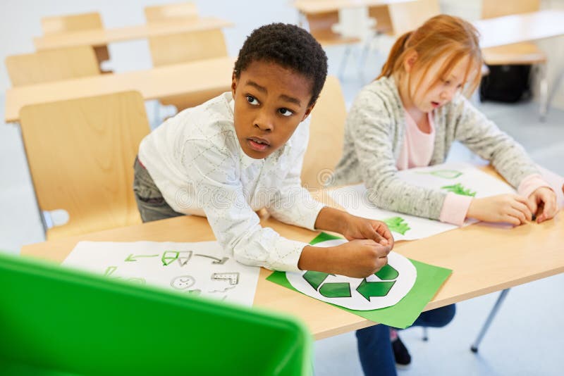 Primary School Children Learn about Recycling Stock Photo - Image of ...