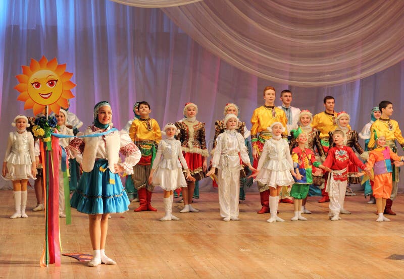 Primavera Del Baile Popular Foto de archivo editorial - Imagen de ...