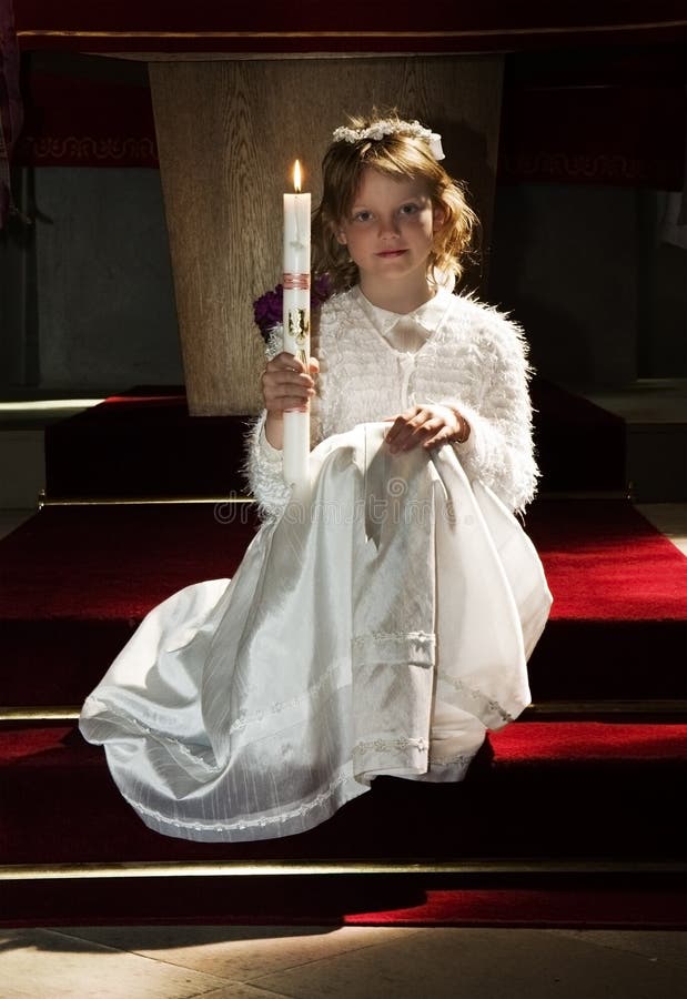 Primeiro comunhão imagem de stock. Imagem de retrato, juventude - 5105765