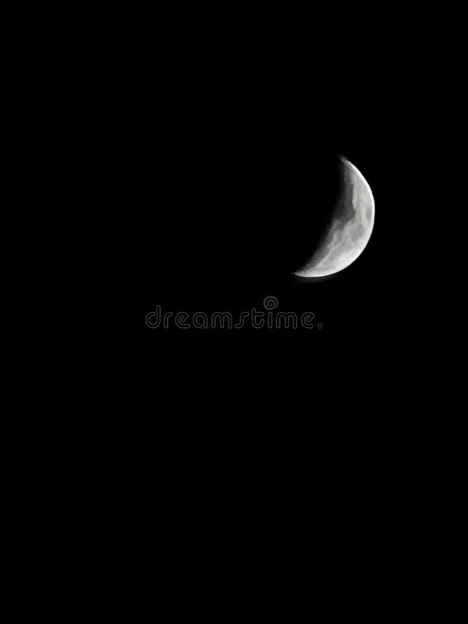 Primer cuarto de luna imagen de archivo. Imagen de cielo - 224499865