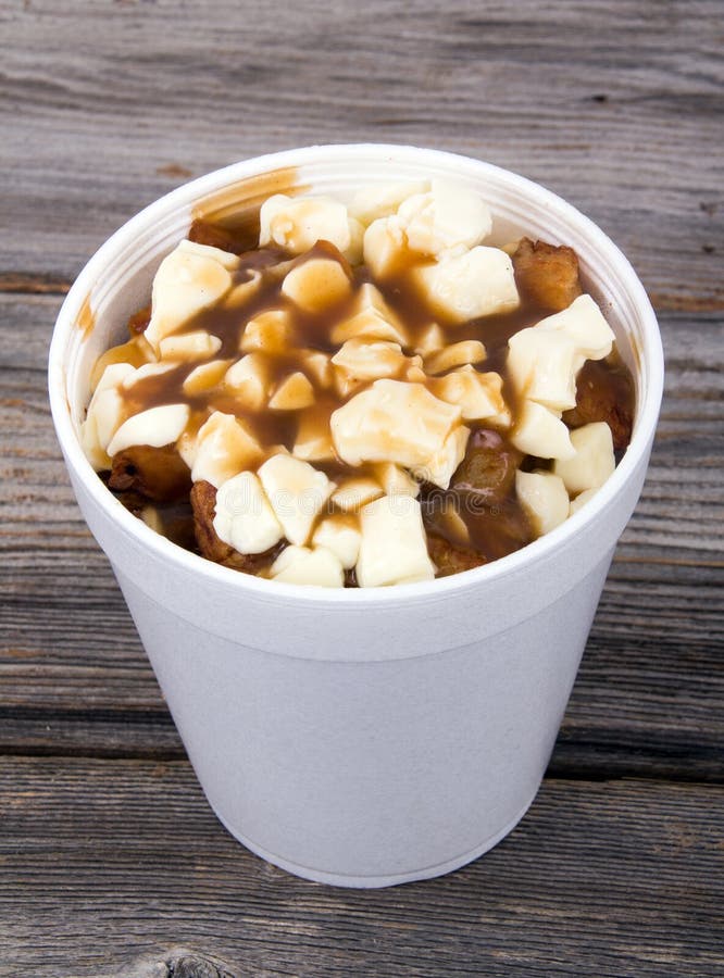 Primer De La Comida De Poutine Quebec Foto de archivo - Imagen de salsa ...