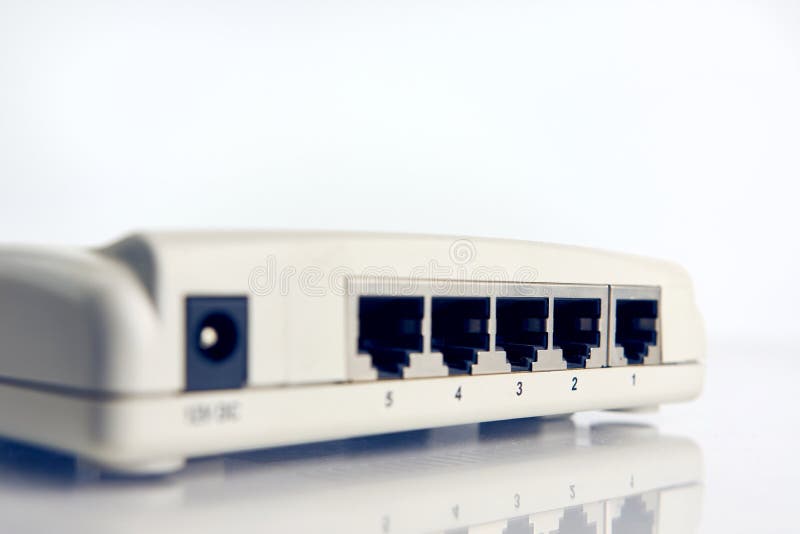 Primer De Lan Hub with Back Ports De Internet Imagen de archivo ...