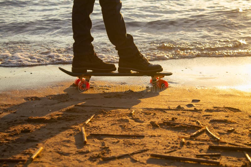 Primer De Los Pies De Los Skateres Imagen de archivo - Imagen de ...