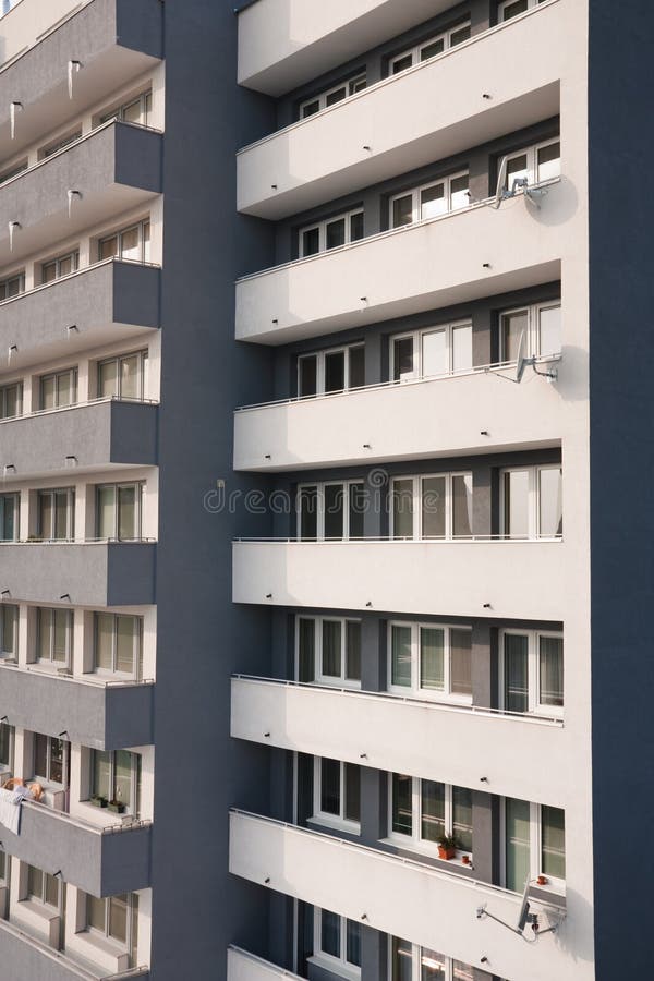 Primer Del Edificio Residencial Imagen de archivo - Imagen de moderno ...