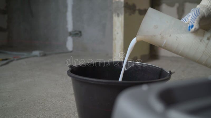 The Primer is Diluted with Water. the Primer is Diluted with Water ...