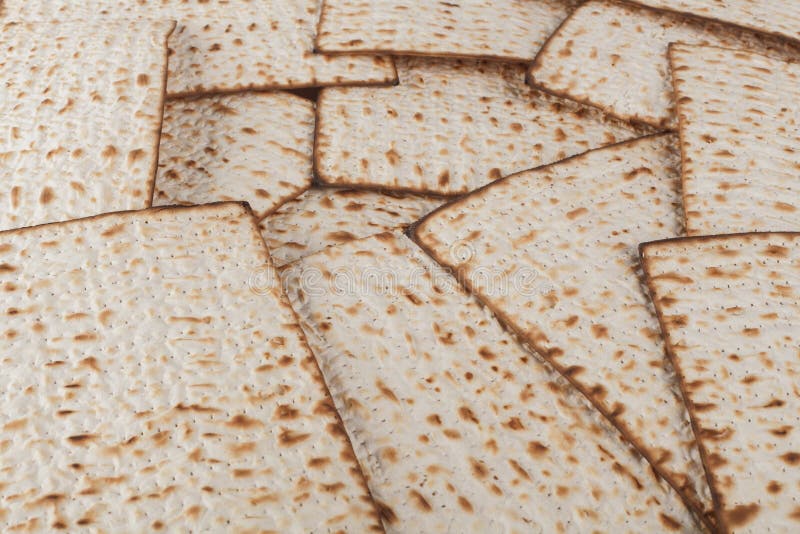 Primo piano di Matzot immagine stock. Immagine di alimento - 54256739