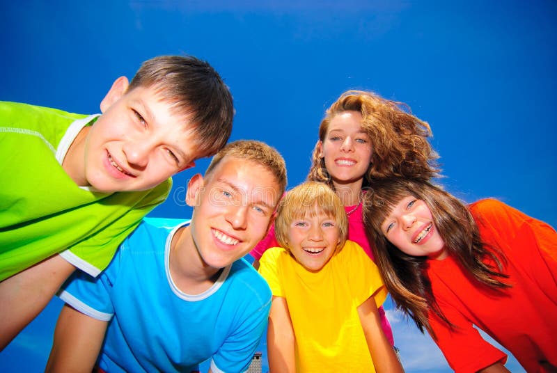 Primos felices foto de archivo. Imagen de hermana, soporte - 10443170