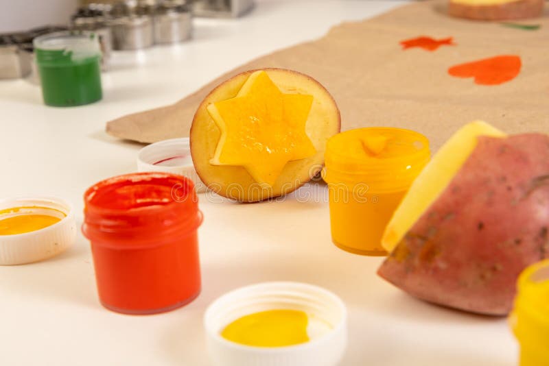 Print Potato Stamps. Handmade Gift Wrapping with an Exclusive Print ...