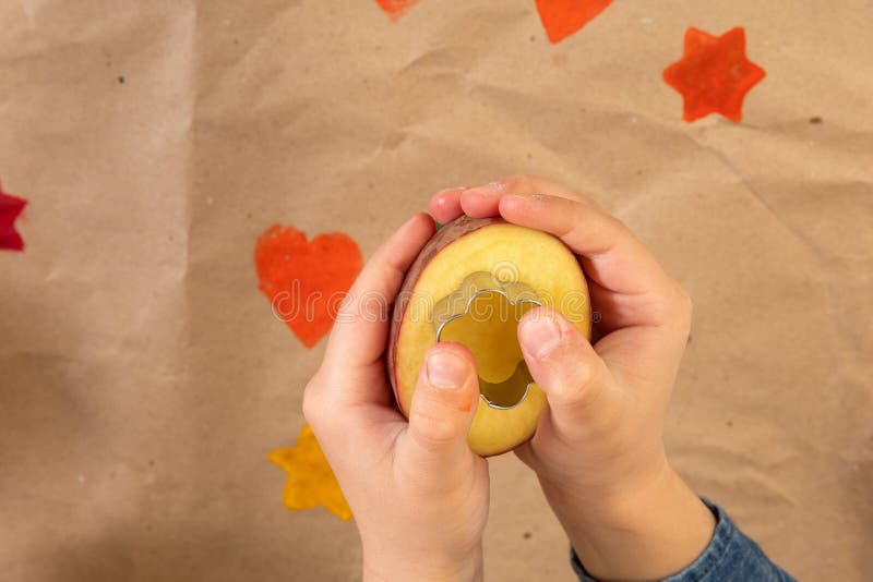 Print Potato Stamps. Handmade Gift Wrapping with an Exclusive Print ...