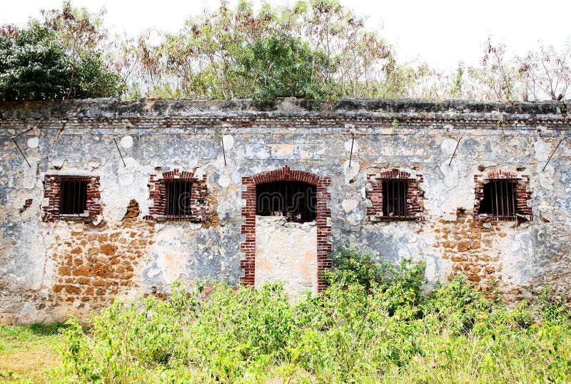 Prisión Colonial Abandonada Foto de archivo - Imagen de colonial ...