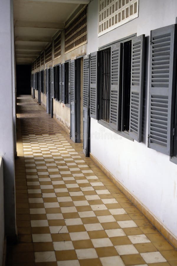 Prisioneiros Phnom Penh Do Vermelho Do Khmer, Cambodia Fotografia ...