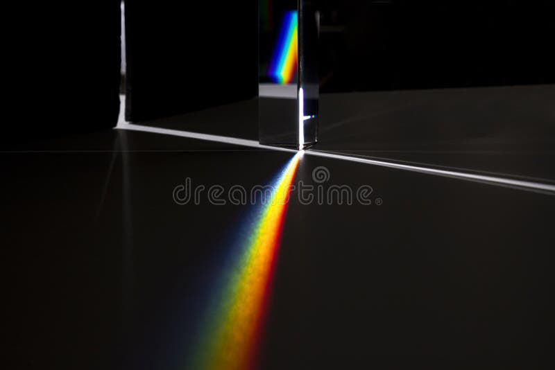 Diffraction Prism Stock Illustrations – 280 Diffraction Prism Stock ...