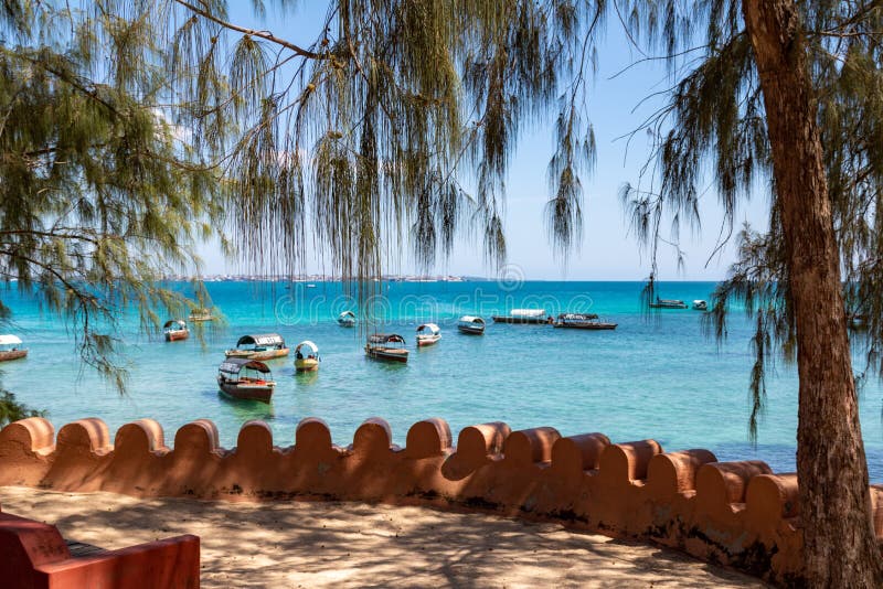 Prison Island Beach, Zanzibar Editorial Image - Image of boats, african ...