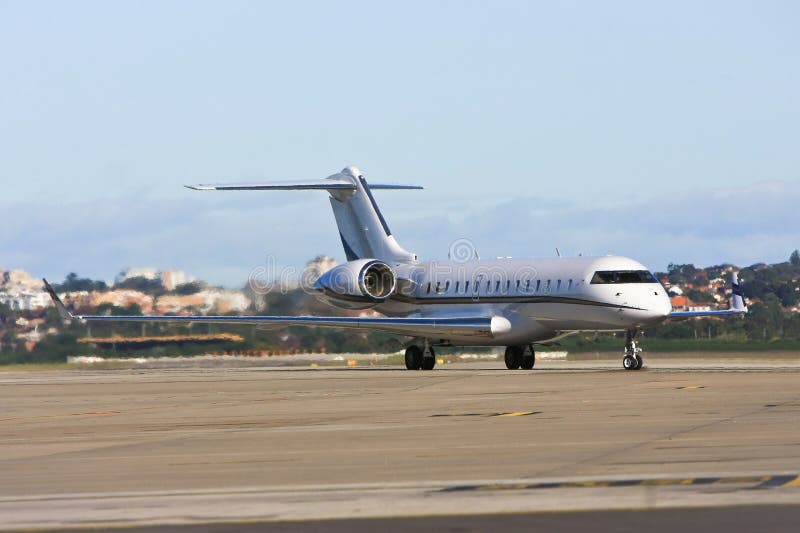 Private Luxury Jet on Runway. Stock Image - Image of aircraft, luxury ...