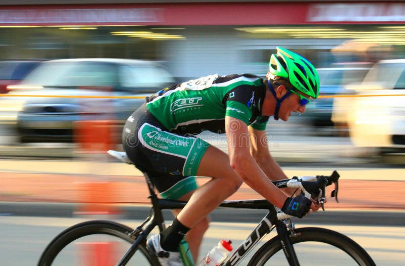 Cycliste professionnel photo stock éditorial. Image du rassemblement ...