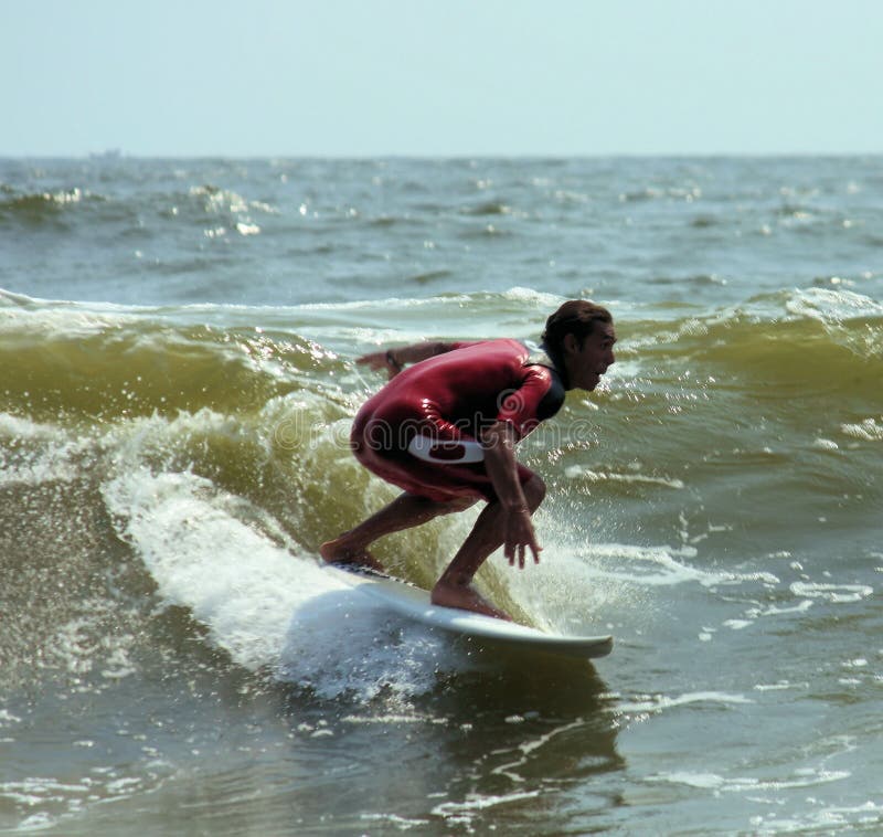 Pro Surfing editorial stock image. Image of waves, surfing - 21058459