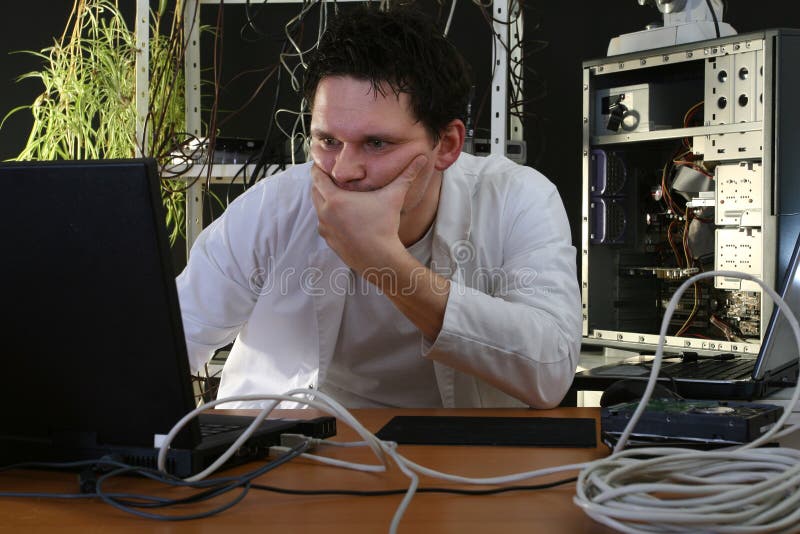 Probleme mit Computer stockbild. Bild von sicherheit, daten - 9041221