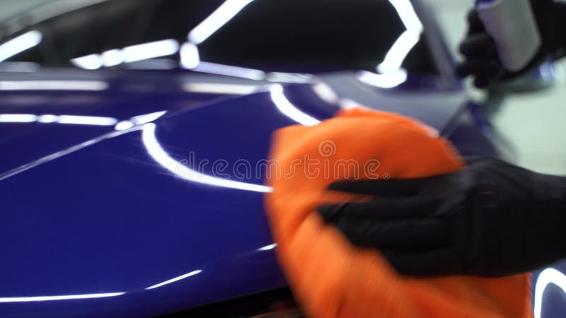 Process of Applying Ceramic Protective Coat on Body Car Using Sponge in ...