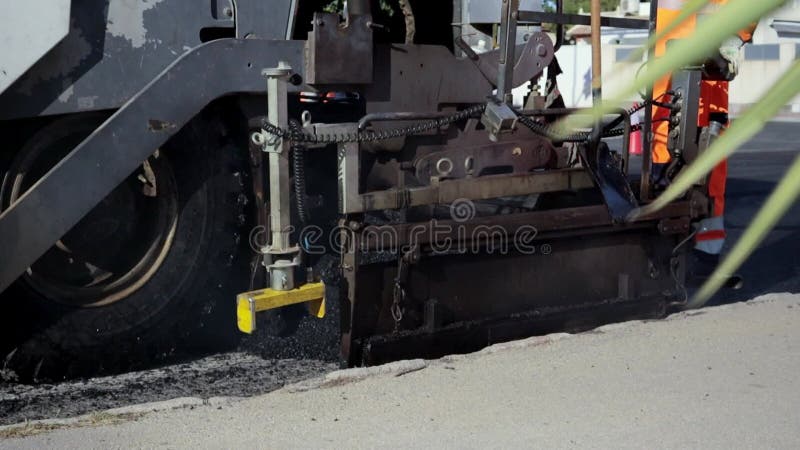 Process of Asphalting, Blacktopping and Paving, Asphalt Paver Machine ...