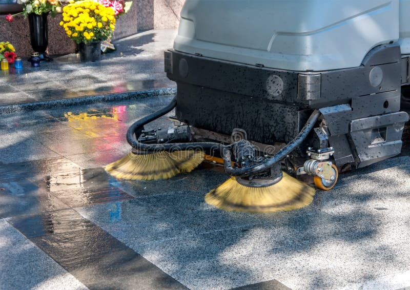 Process Cleaning Walkways Machine Stock Photos - Free & Royalty-Free ...