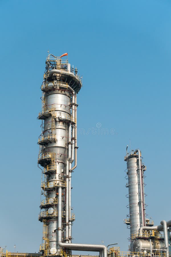 Process Columns of Natural Gas Plant Stock Photo - Image of refinery ...