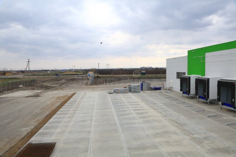 The Process of Construction and Launch of a Large Logistics Center, Its ...