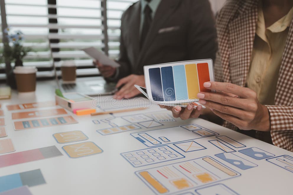 Process of Creating an Interface for a Mobile App, User Interface and ...