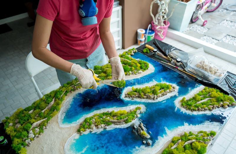 The Process of Making the Art Decor of Epoxy Resin, Natural Stones and ...