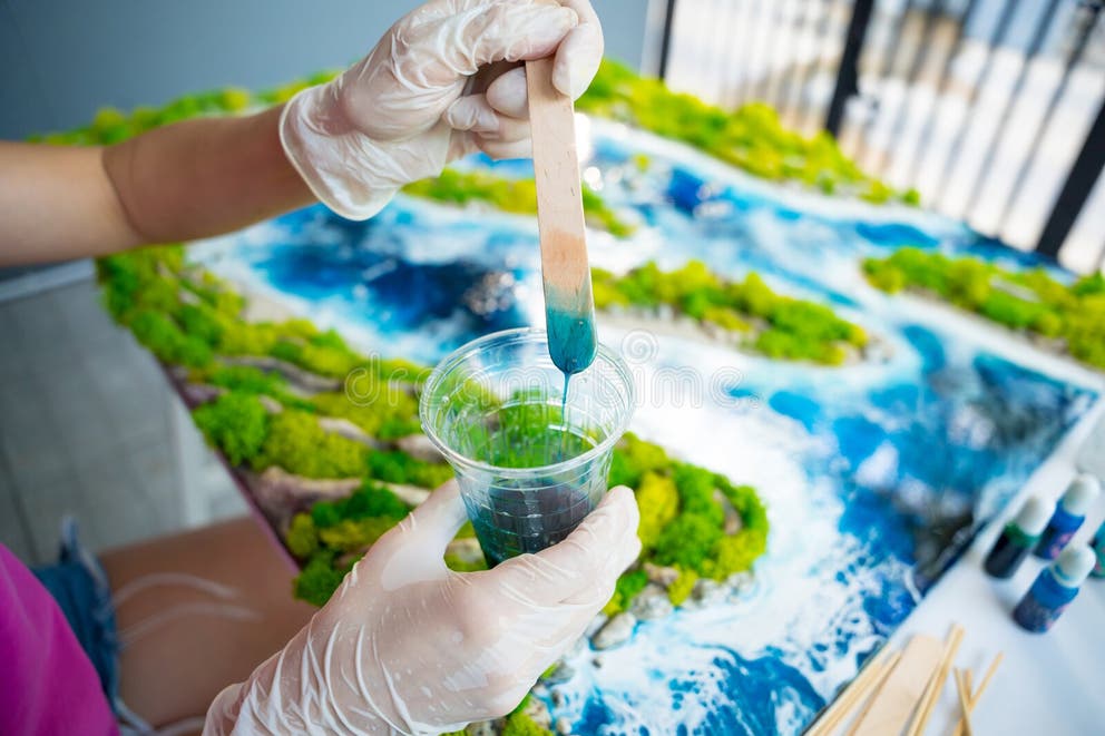 The Process of Making the Art Decor of Epoxy Resin, Natural Stones and ...