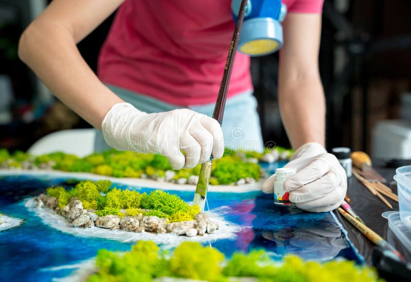 The Process of Making the Art Decor of Epoxy Resin, Natural Stones and ...