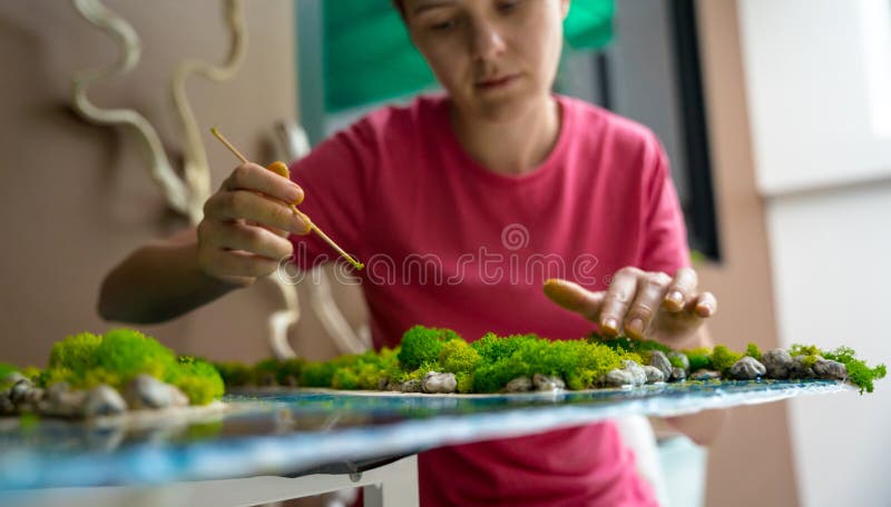 The Process of Making the Art Decor of Epoxy Resin, Natural Stones and ...