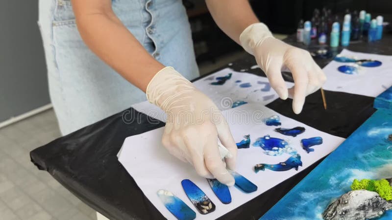 The Process of Making the Art Decor of Epoxy Resin, Natural Stones and ...