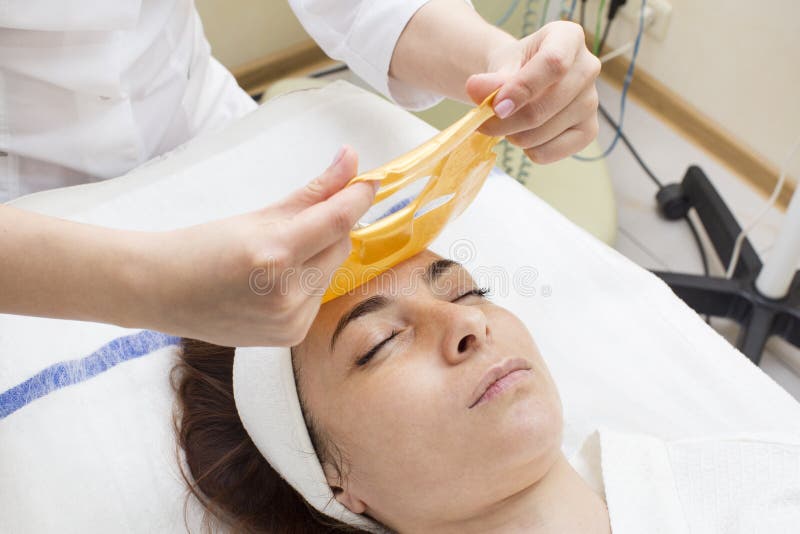 Process of Massage and Facials Stock Image - Image of peeling, head ...