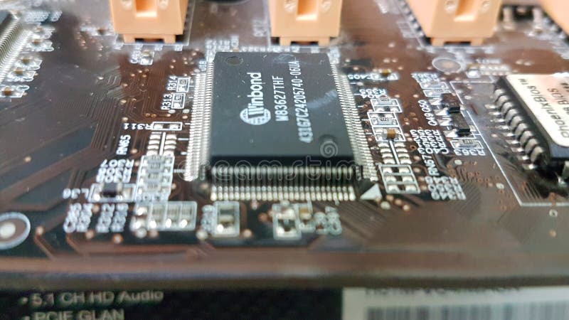 Processador Cpu Na Motherboard De Um Moderno Microchip De Computador ...