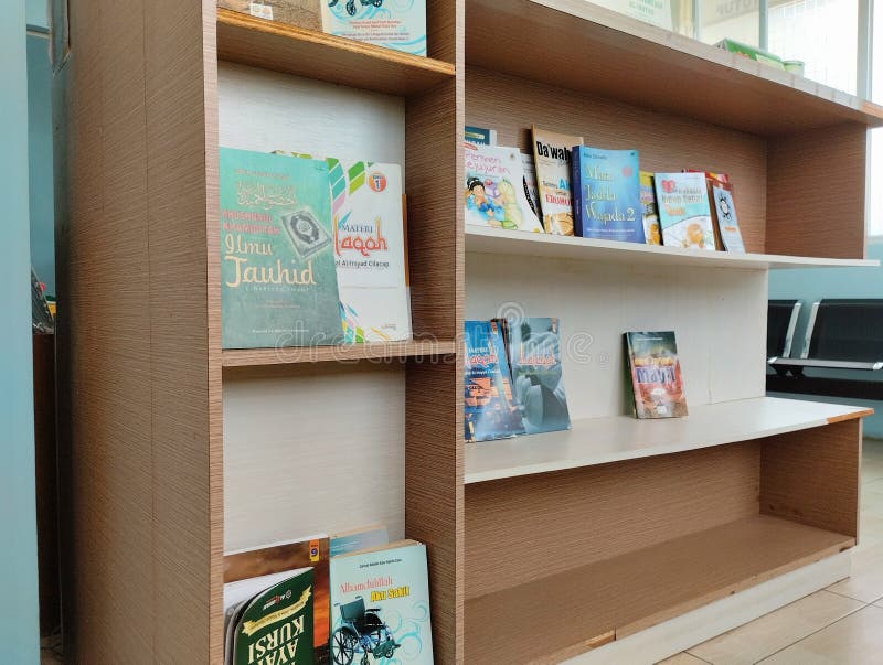Small Library in the Office Editorial Stock Photo - Image of bookcase ...