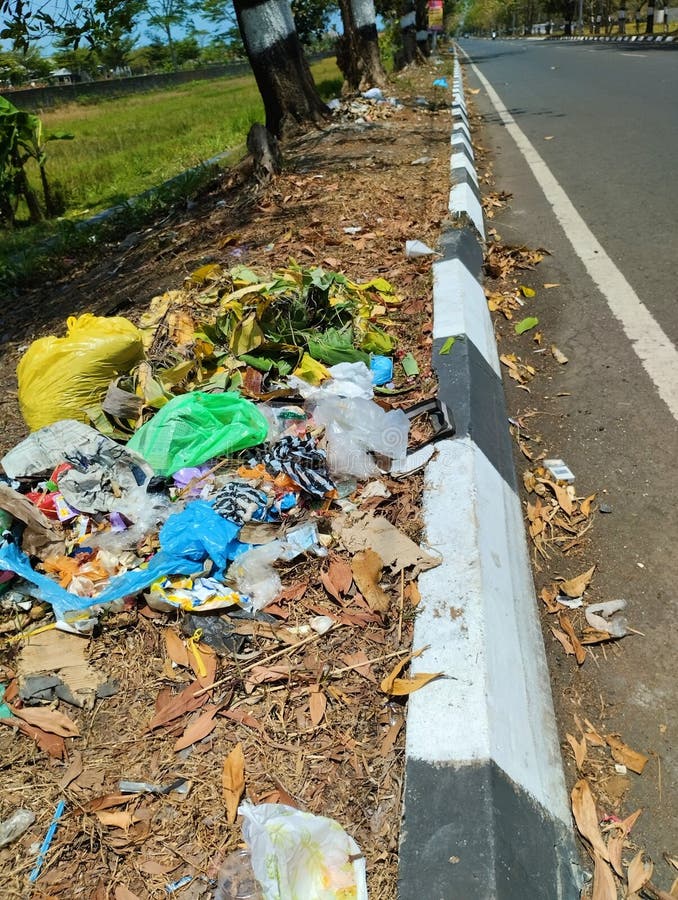 Rubbish on the Side of the Road Stock Image - Image of leaf, life ...