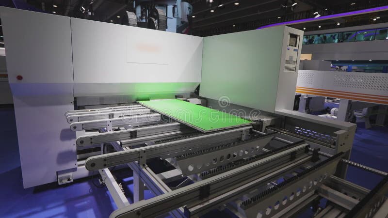 The Processing of the Workpiece Cnc Machine, Working Process ...