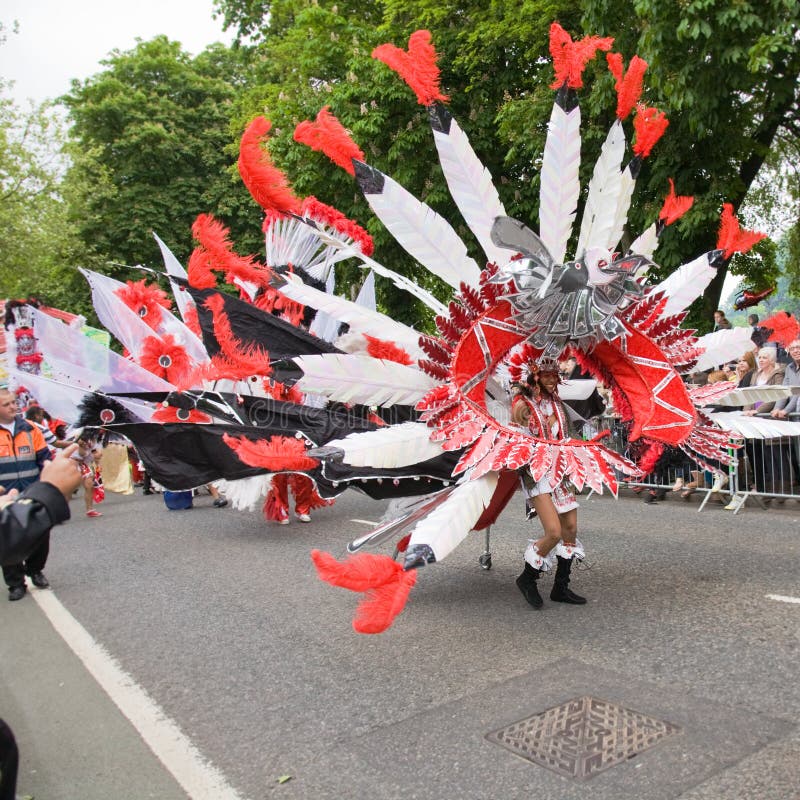 Procession of Colorful Costumes of Luton Carnival Editorial Photography ...