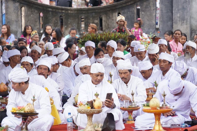 The Procession of the Wedar Hayuning Penataran Editorial Photography ...