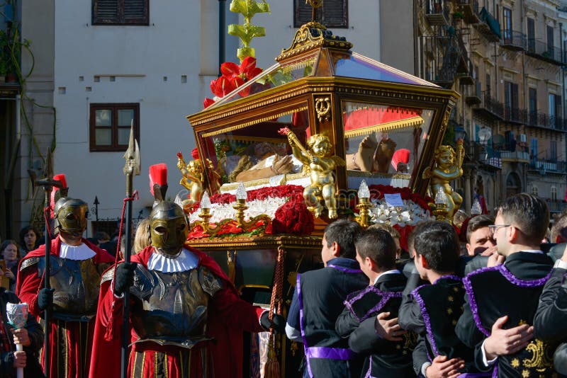 Processione Di Pasqua a Mijas Spagna Fotografia Editoriale - Immagine ...