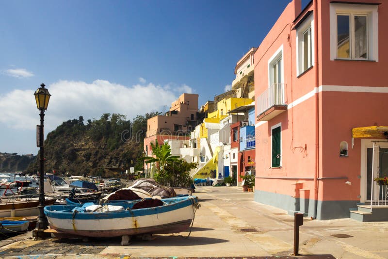 Procida-Insel Auf Neapolitanischer Bucht in Italien Stockbild - Bild ...