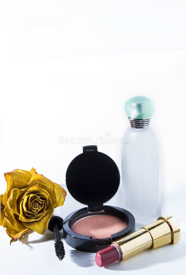 Prodotti di bellezza fotografia stock. Immagine di estetica - 30671056