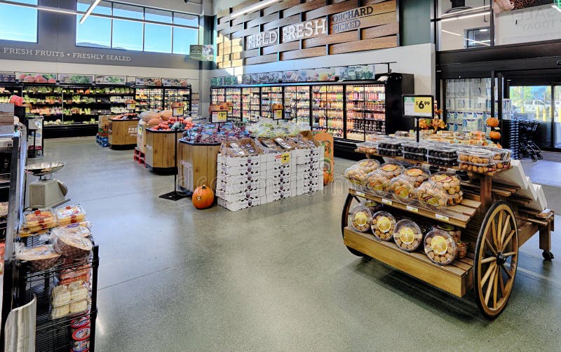 The Produce Department in a Grocery Store. Editorial Image - Image of ... The Produce Department in a Grocery Store. Editorial Image - Image of ...