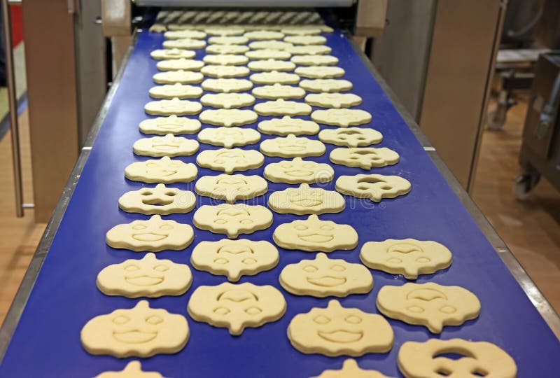 Production Cookie in Factory Stock Image - Image of lots, cookies: 16063257
