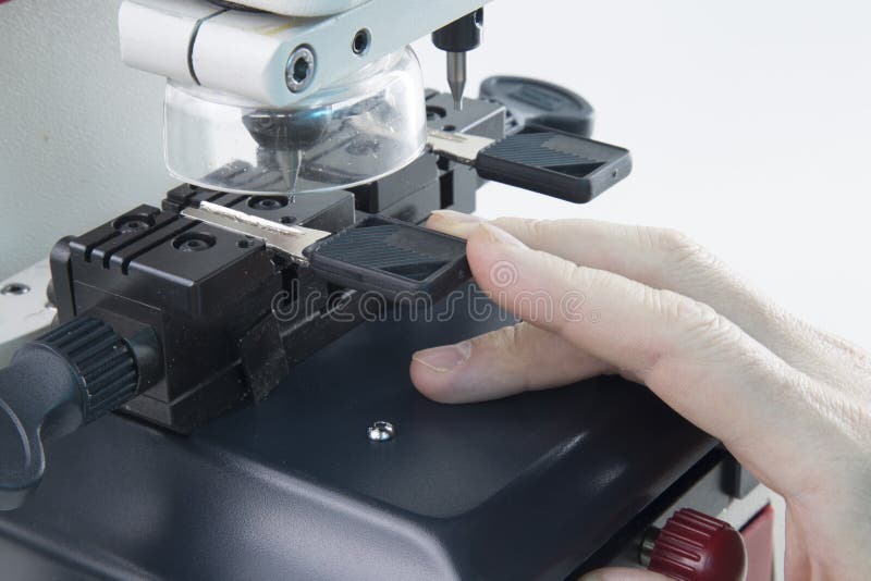 Production of Home Keys on a Specialized Vertical Key Machine Stock ...