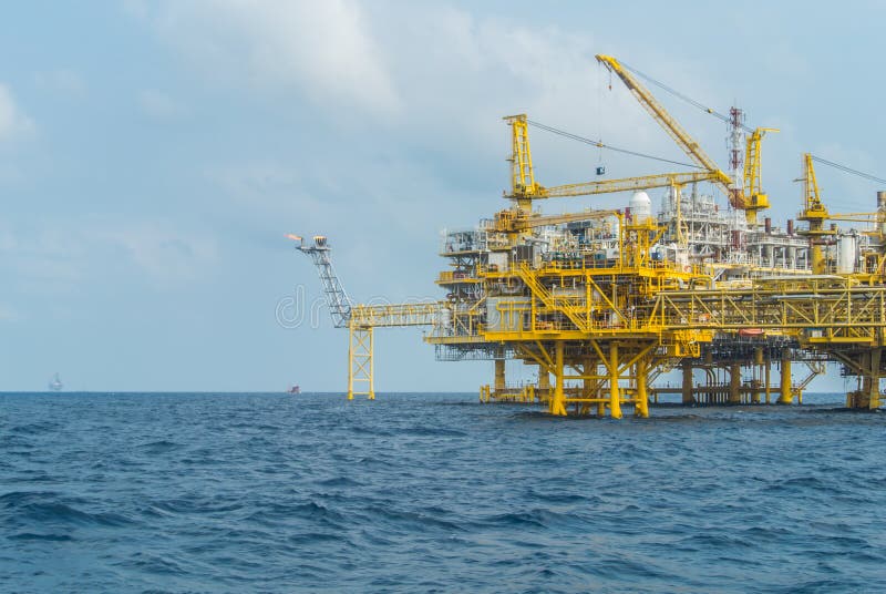 Production platform stock photo. Image of construction - 51317522