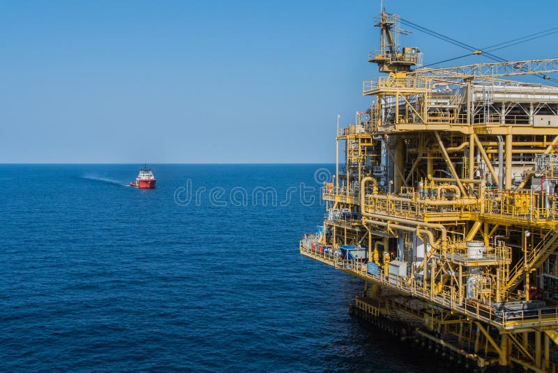Production platform stock photo. Image of boat, energy - 51317754