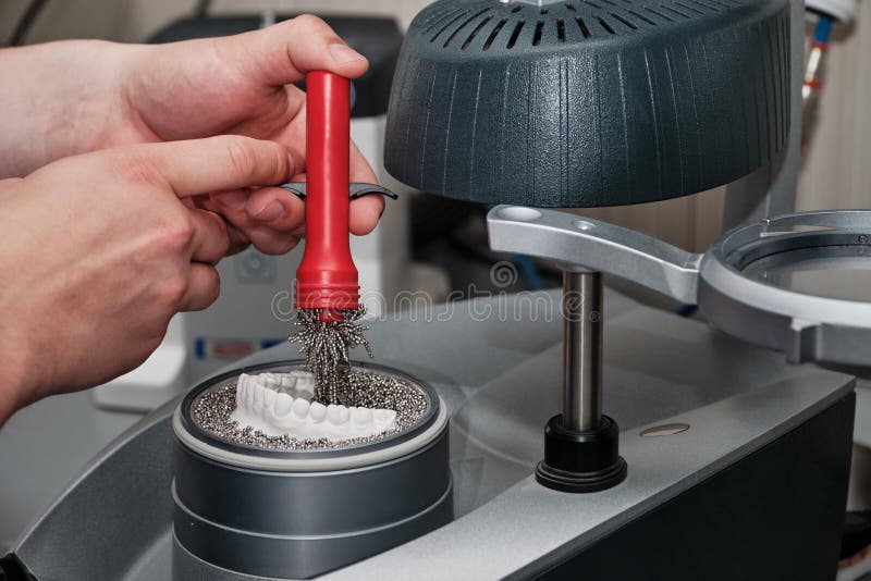 Production Process of the Clear Aligner. Orthodontic Clear Aligner ...