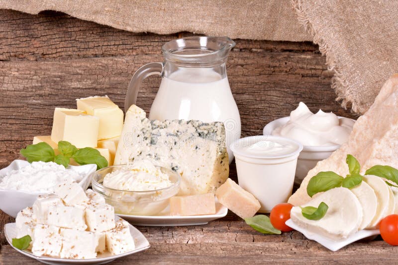 Produit laitier image stock. Image du santé, rural, assortiment - 41439217