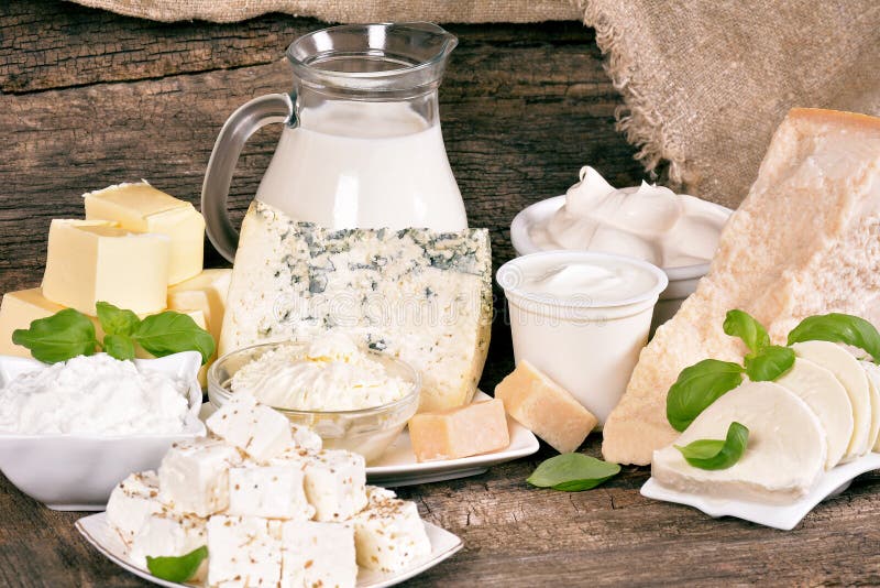 Produit laitier image stock. Image du santé, rural, assortiment - 41439217